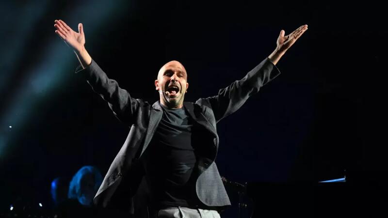 Zalone sbanca il box office: esordio boom da quasi 6 milioni - Altarimini