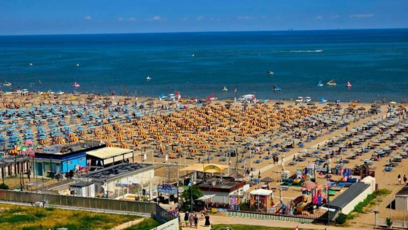 Rimini, svolta urbanistica: via il vincolo alberghiero, più ...
